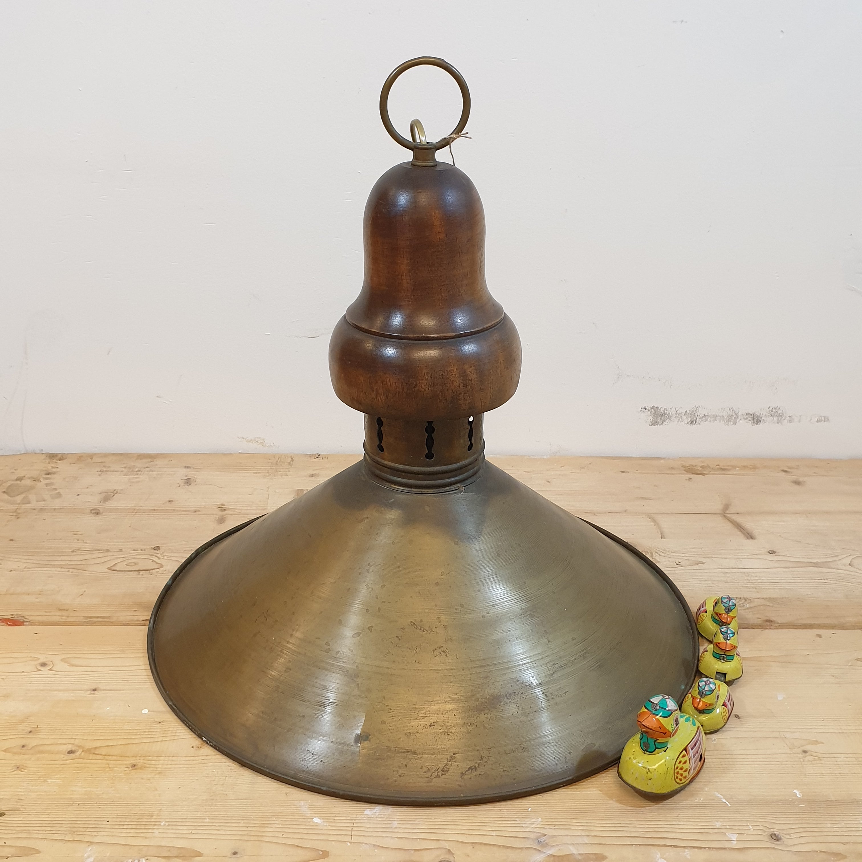 Klassieke Scheeps hanglamp – VintageSellers, Authentic Vintage & Industrial